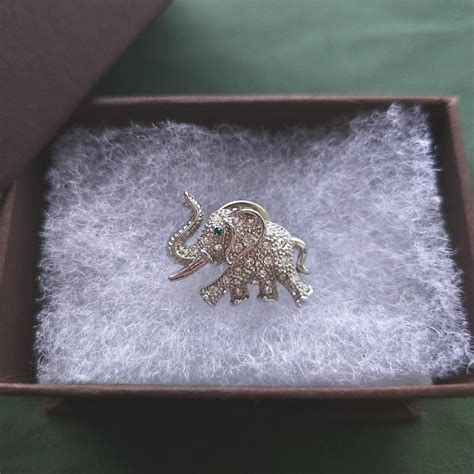 Vintage Landau Elephant Brooch Silver Tone Rhinestone Elephant Pin