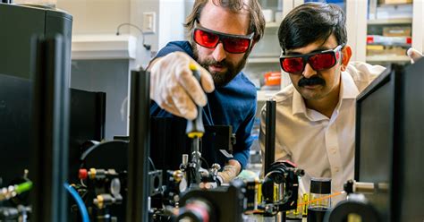 Manish Singh Pushes The Boundaries Of Quantum Network Development