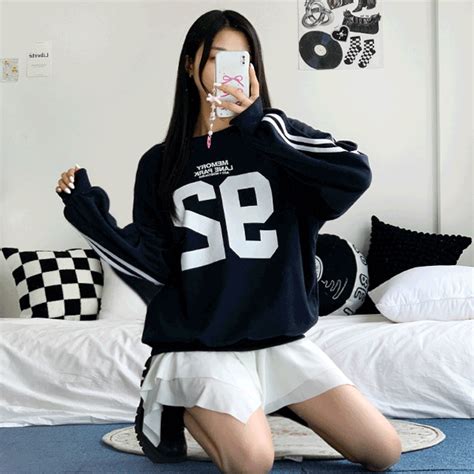 스포티힙4col 그루트 루즈핏 배색 숫자 레터링 트랙 라인 맨투맨 92나염 오버핏 프린팅맨투맨 두줄맨투맨 아방핏 최저가 키치 간절기템