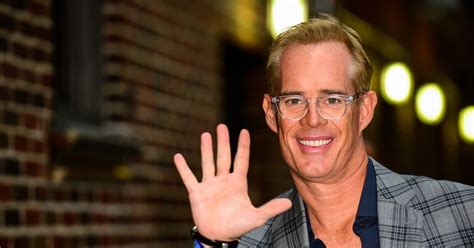 People Are Begging Joe Buck To Add Sports Commentary To Their Sex Tapes