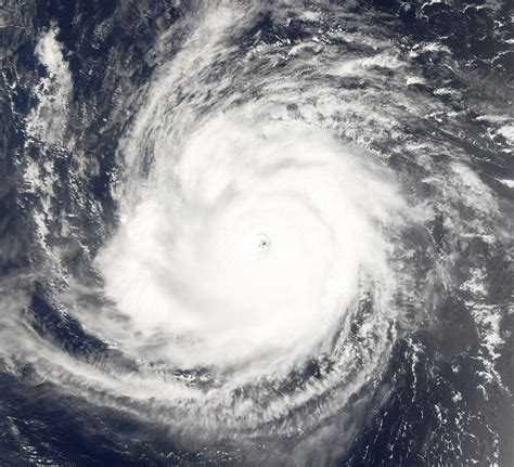 열대성 저기압의 종류 태풍과 허리케인 사이클론은 어떻게 다를까