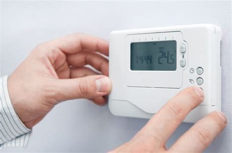 What Temperature Should I Set My Thermostat To Ambient Cooling Heating Air Conditioner