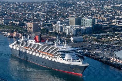 Cunards Queen Mary 2 Reunites With Namesake In Long Beach First Time