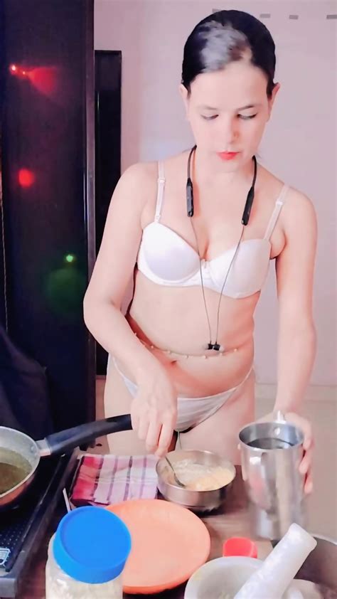 Instagramstarqueenofheart Swati Guptamp4 Eporner