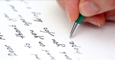 연구 맞춤법 지적하는 사람 까칠하고 폐쇄적이다