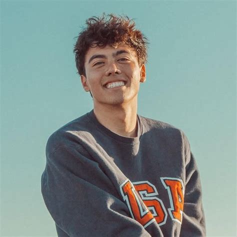 Beau Black Beau Black • Threads Say More