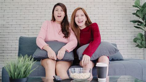 Chubby Girls Eating Pussies Pictures Download Free Images On Unsplash