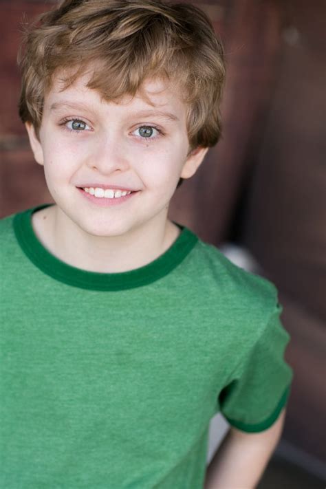 Gavin Lewis Actor Cinemagia Ro