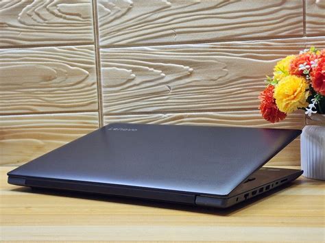 Lenovo Ideapad 320 14IKB 80XK Core I5 7th Gen 8Gb Ram 128Gb SSD Nvidia Geforce 920MX 2Gb Vram