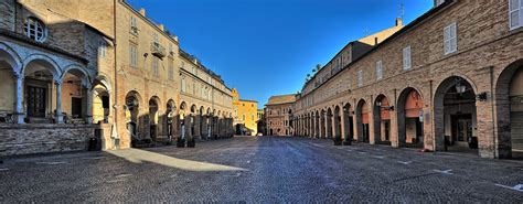 Fermo and its historic centre by E-Bike