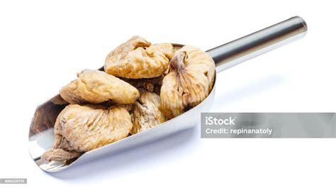 말린된 무화과 흰색 배경에 고립의 전체 특 종 클리핑 경로 0명에 대한 스톡 사진 및 기타 이미지 0명 갈색 건강관리와