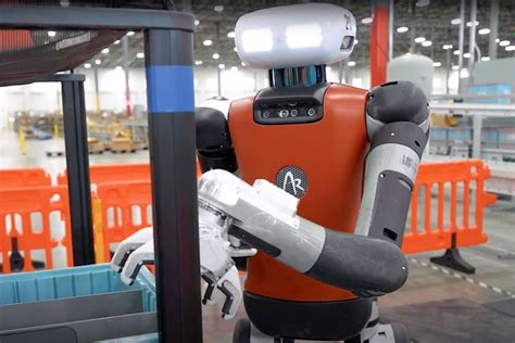 Agilitys Humanoid Robots Are Now Handling Spanx