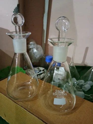 M M Borosilicate Iodine Flask Capacity 25ml Size 250 At Rs 280 In Ambala