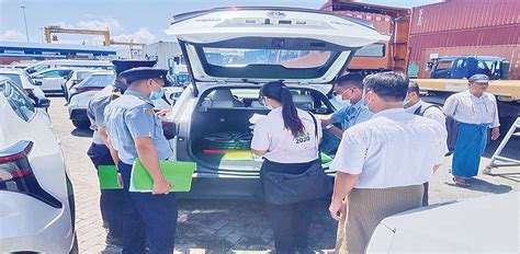 လျှပ်စစ်သုံးမော်တော်ယာဉ်များ ရန်ကုန်ဆိပ်ကမ်းသို့ရောက်ရှိ Myawady Webportal