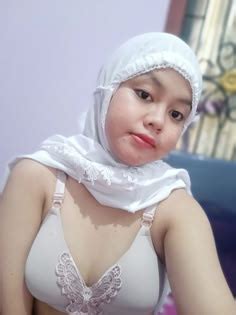 110 ide Toket Jilbab di 2025 | gaya hijab, gadis berjilbab, wanita berlekuk