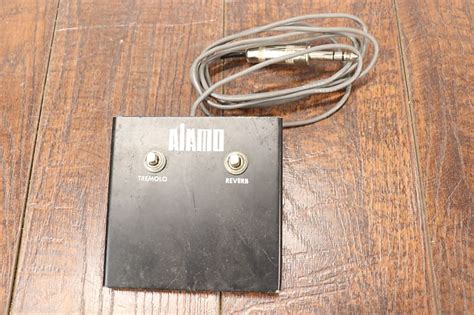 Alamo Tremolo Reverb 2 Button Footswitch Reverb