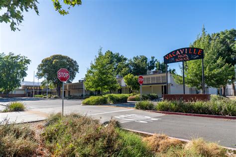 Vacaville High School In Vacaville Ca