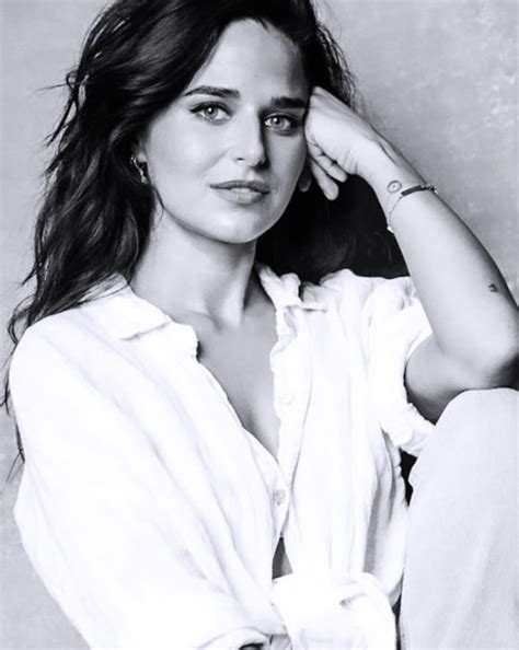 Stephanie Nur Wiki Height Husband Age Ethnicity Parents Net Worth Birthday BIO