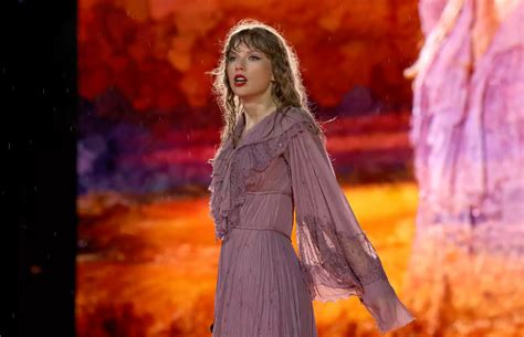Taylor Swift Fans Overzealous Behavior Sparks Backlash Are They Crossing The Line