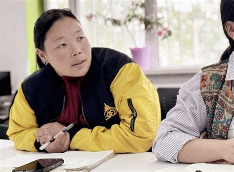 Архангай аймгийн Хүүхэд гэр бүлийн хөгжил хамгааллын газар Added A New Архангай аймгийн