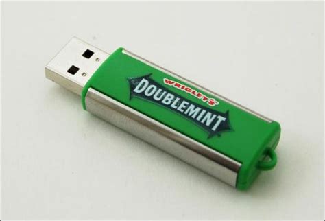 Creative Usb Flash Drives 35 Pics Japemonster Usb Design Usb Flash Drive