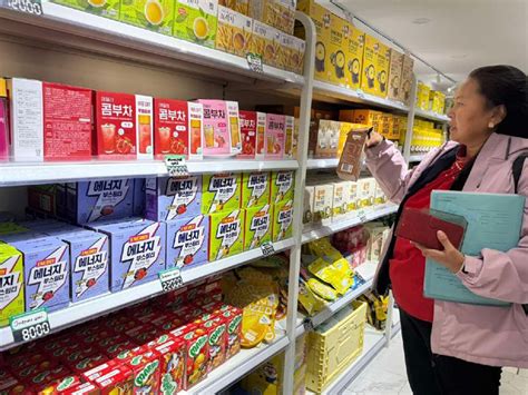 Импортын хүнсний худалдаанд төлөвлөгөөт бус хяналт шалгалтыг хийж байна