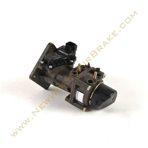 K044696 | Knorr Bremse Foot Brake Module | New World Air Brake