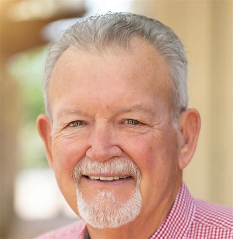 Victor Owner Surrender~ Can No Longer Care For Gigi~ Female Chihuahua