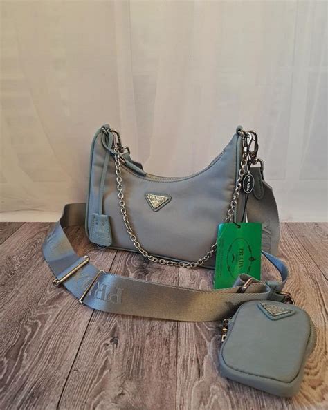 Сумка в стилі Prada — ціна 3000 грн у каталозі Сумки Купити аксесуари за доступною ціною на Шафі