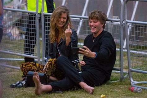 Jessica Clarke Feet Thefappening