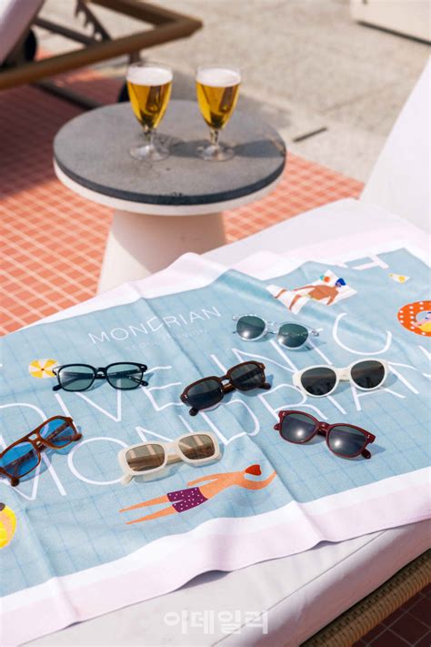 포토 다이브 인투 몬드리안 2023