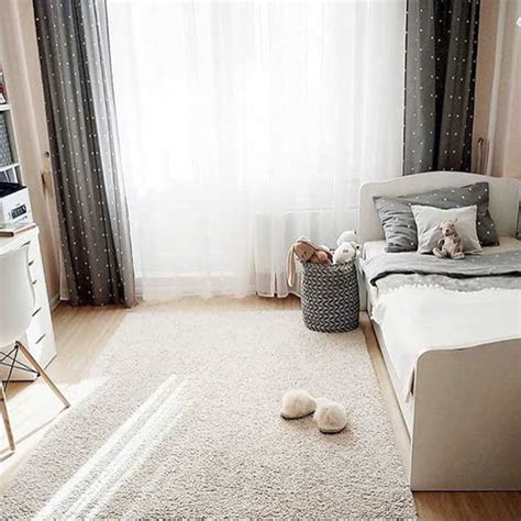 ایده تزیین ساده اتاق خواب با ریسه تزیین اتاق دخترانه کودک