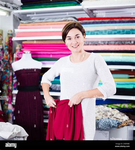 Textile Testing Hi Res Stock Photography And Images Alamy