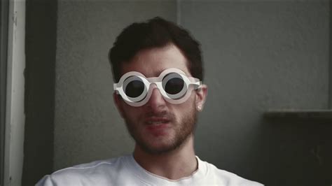 რა უნდა იცოდეთ ტატუს შესახებ Youtube