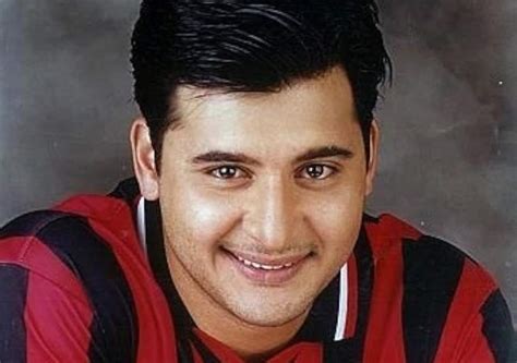 Meet Actor Who Once Shared Screen With Kamal Haasan Shah Rukh Khan