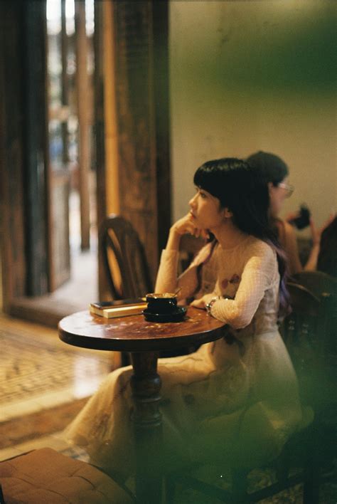 Candid Cafe Photos, Download The BEST Free Candid Cafe Stock Photos ...