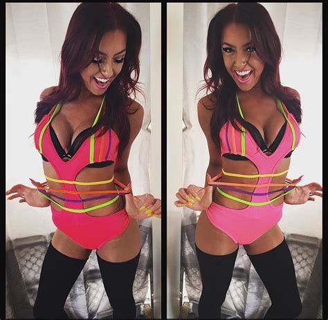 Ashley Iaconetti Bachelor Season 19 And Nikkihurtle Porn Pictures Xxx