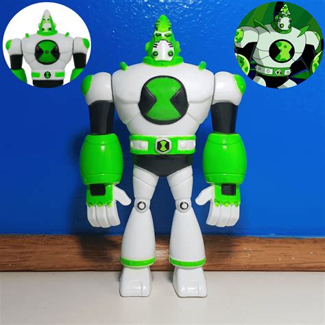 Ben 10 Omniverse Atomix Toy