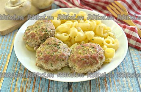 Котлеты из фарша и грибов в духовке 11 фото в рецепте