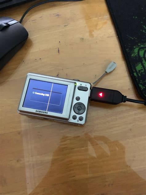 My Samsung Es55 Isnt Turning Oni Use Usb Charging And Turned It Onthe