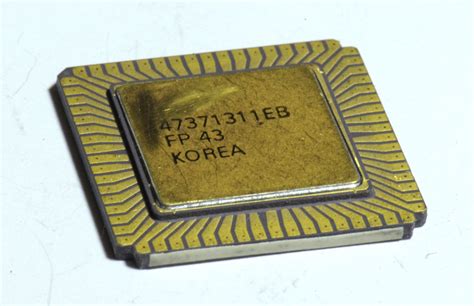 Intel 80186 Die Shots