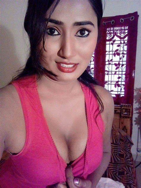 Swathi Naidu Sexy Photo Pics