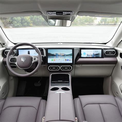 Leapmotor C11 Erev Borderless Car