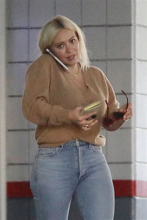 Hilary Duff Mom Ass In Jeans Of The Day DrunkenStepFather Com