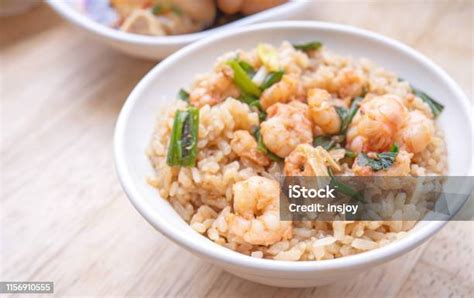 쌀 위에 삶은 새우 대만 의 유명한 전통 길거리 음식 밥에 새우를 삶아 여행 개념 상단보기 복사 공간 클로즈업 0명에 대한 스톡 사진 및 기타 이미지 Istock