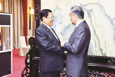 ပြည်ထောင်စုဝန်ကြီး ဦးသန်းဆွေ ထိုင်းနိုင်ငံ နိုင်ငံခြားရေးဝန်ကြီး မစ္စတာမာရစ်ဆတ်ငီယမ်ဖုန်နှင့