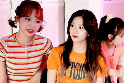 Pin By Won On Izone Gifs T Shirts For Women Iz One Photo