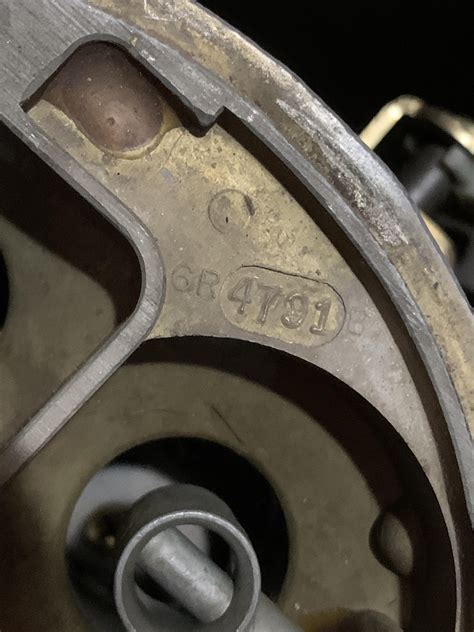 Help Identifying Holley Carb : r/EngineBuilding