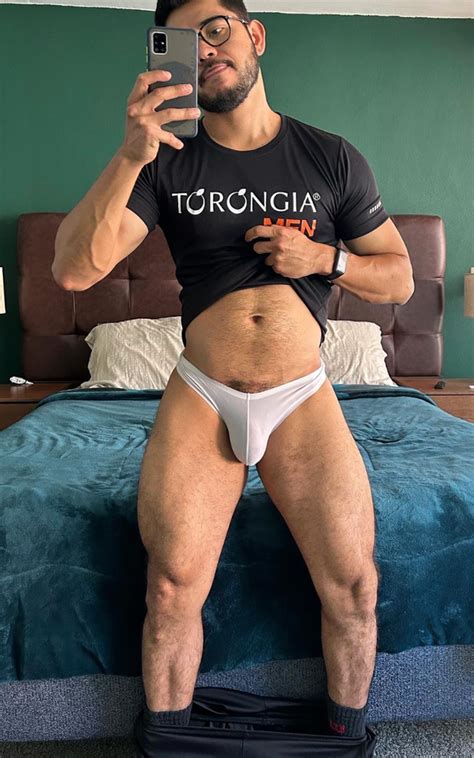 Thong Selfie Houtex2019
