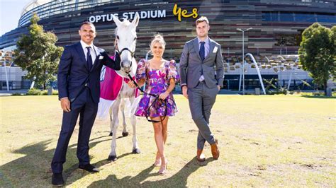 Fremantle Docker Sean Darcy West Coast Eagle Jamaine Jones Suit Up For Perths Super Saturday